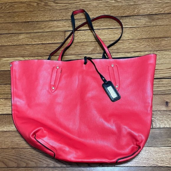 bebe | Bags | Bebe Hot Red Faux Leather Bucket Bag Medium Size Tote ...